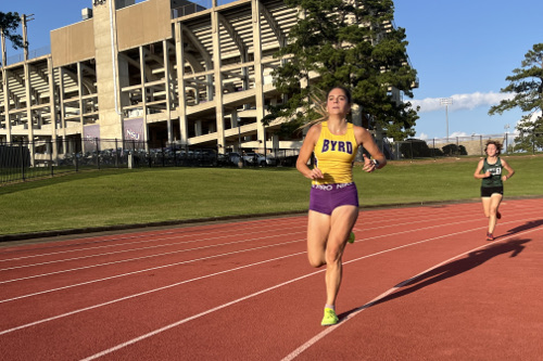 Dozens of local qualifiers headed to 5A, 4A state track meet ...