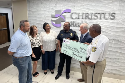 CHRISTUS Highland Medical Center makes donation to Anglin/Meyers ...